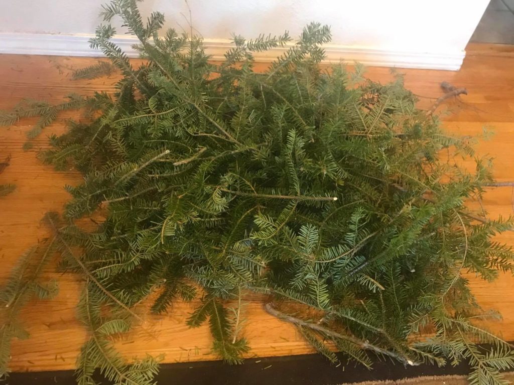 How To Make A Holiday Wreath - Home, Garden and Homestead